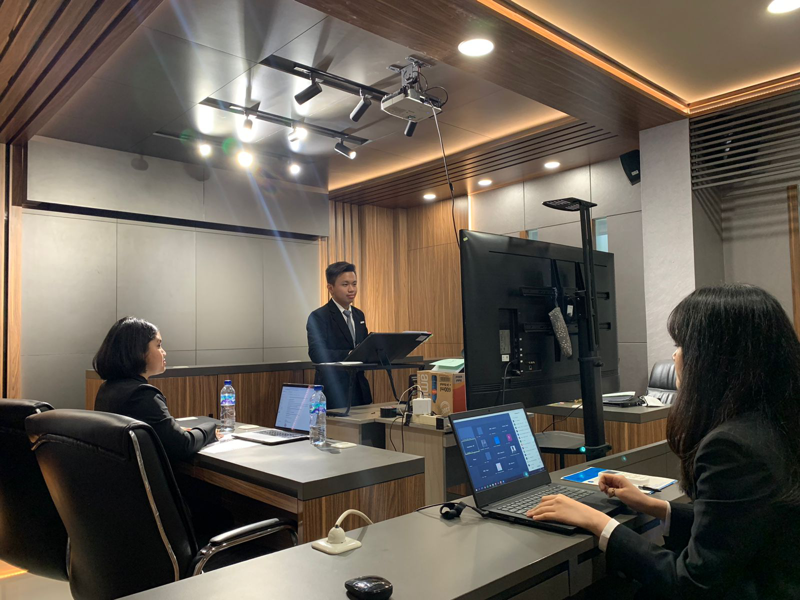 Unpar Jessup Team Advances To Represent Indonesia In The International